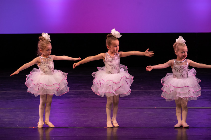 Momentum Dance Academy & Ensemble