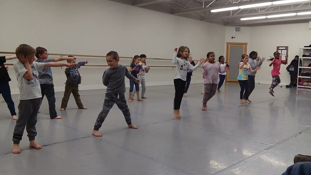 Tiny Dancers!