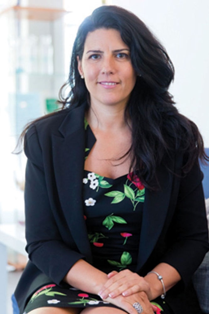 Susan Furtado combines psychotherapy, nutrition and neuroscience to ...