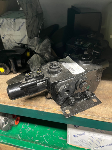VALVE RAISE AND LOWER TERBERG | Gilder Parts