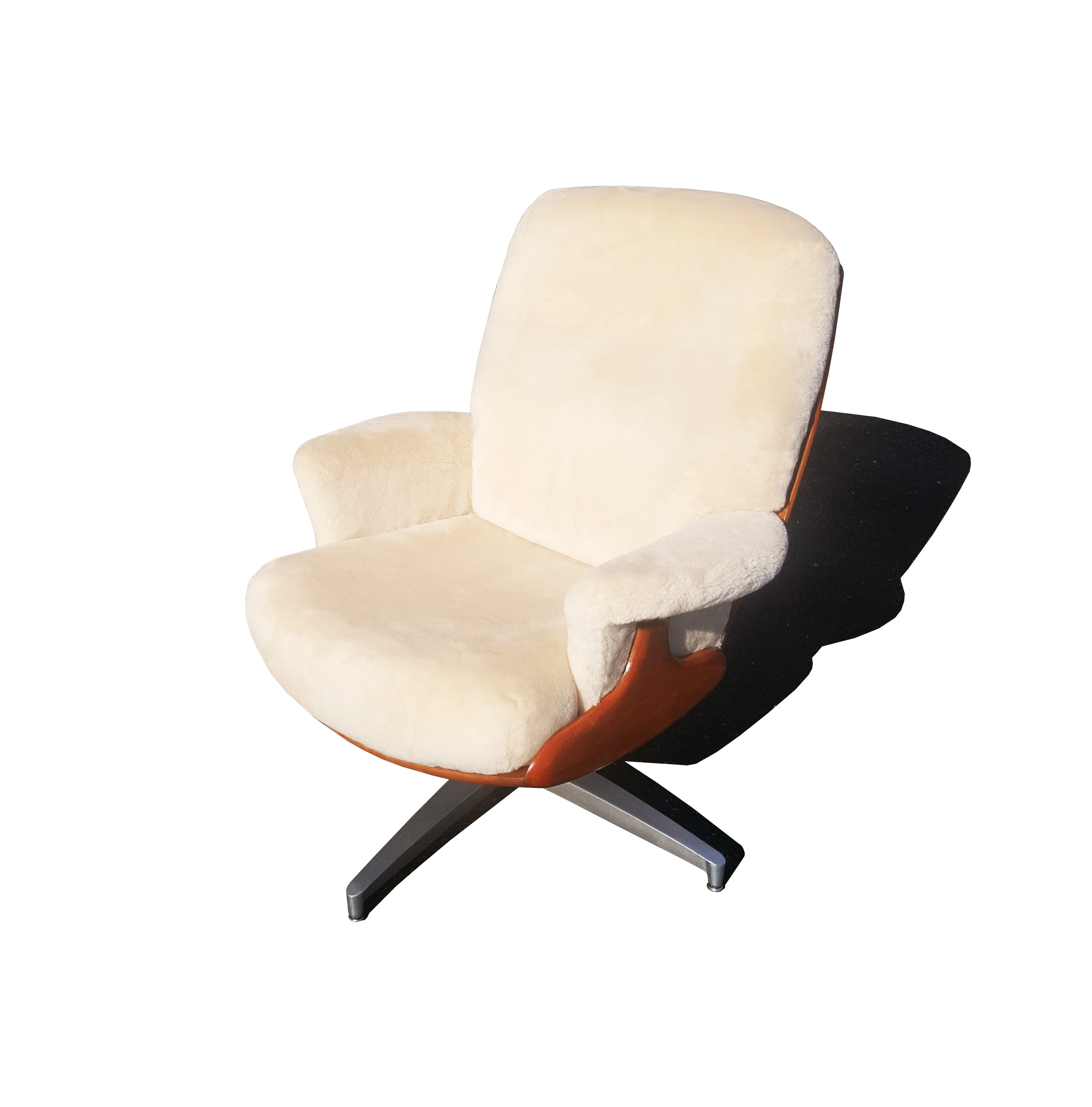 MCM Heywood Wakefield Lounge Chair by Shawn Patrick Knight | bagatelle