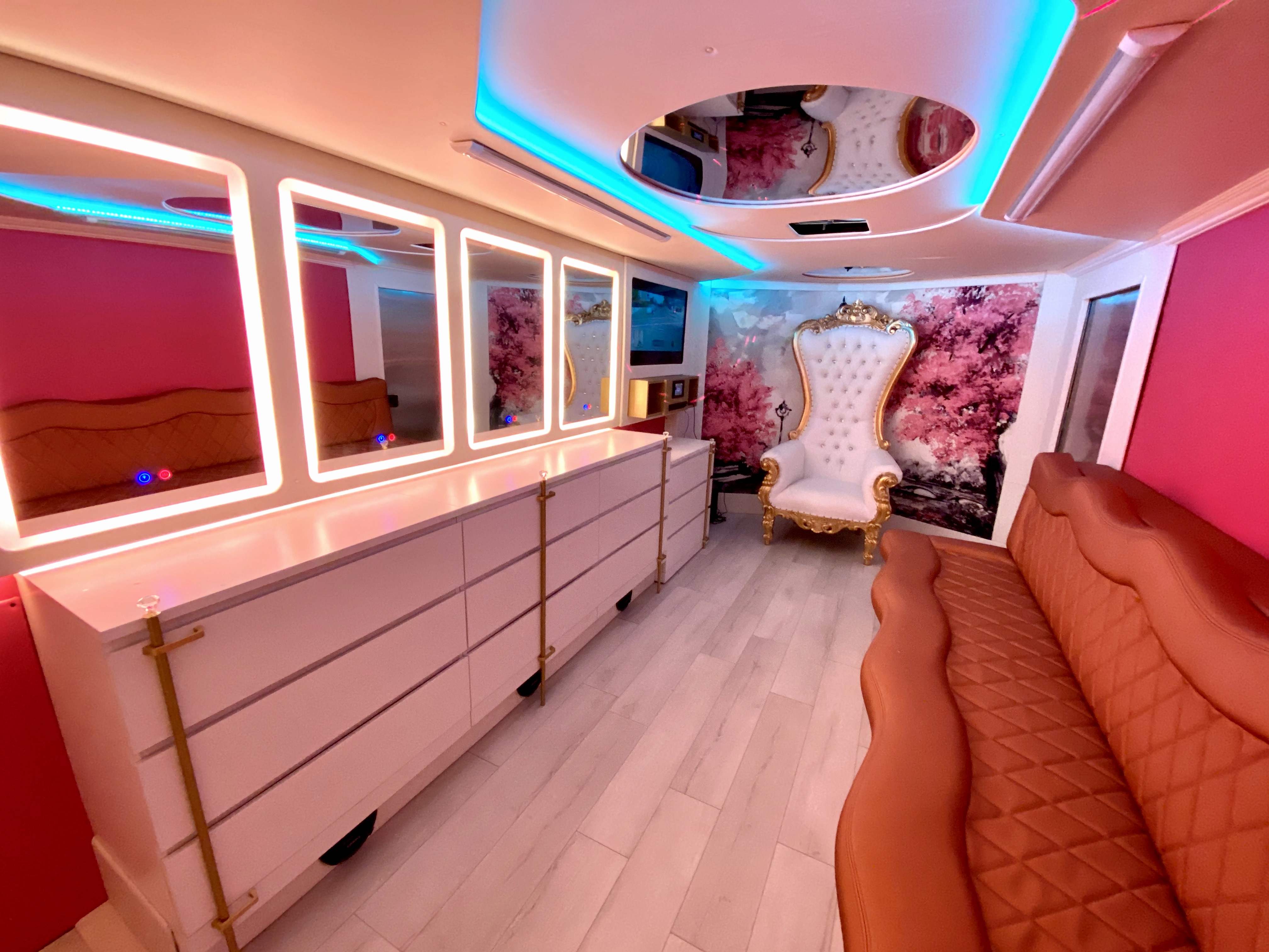 Mobile Office | Climb Entertainment LLC | United States