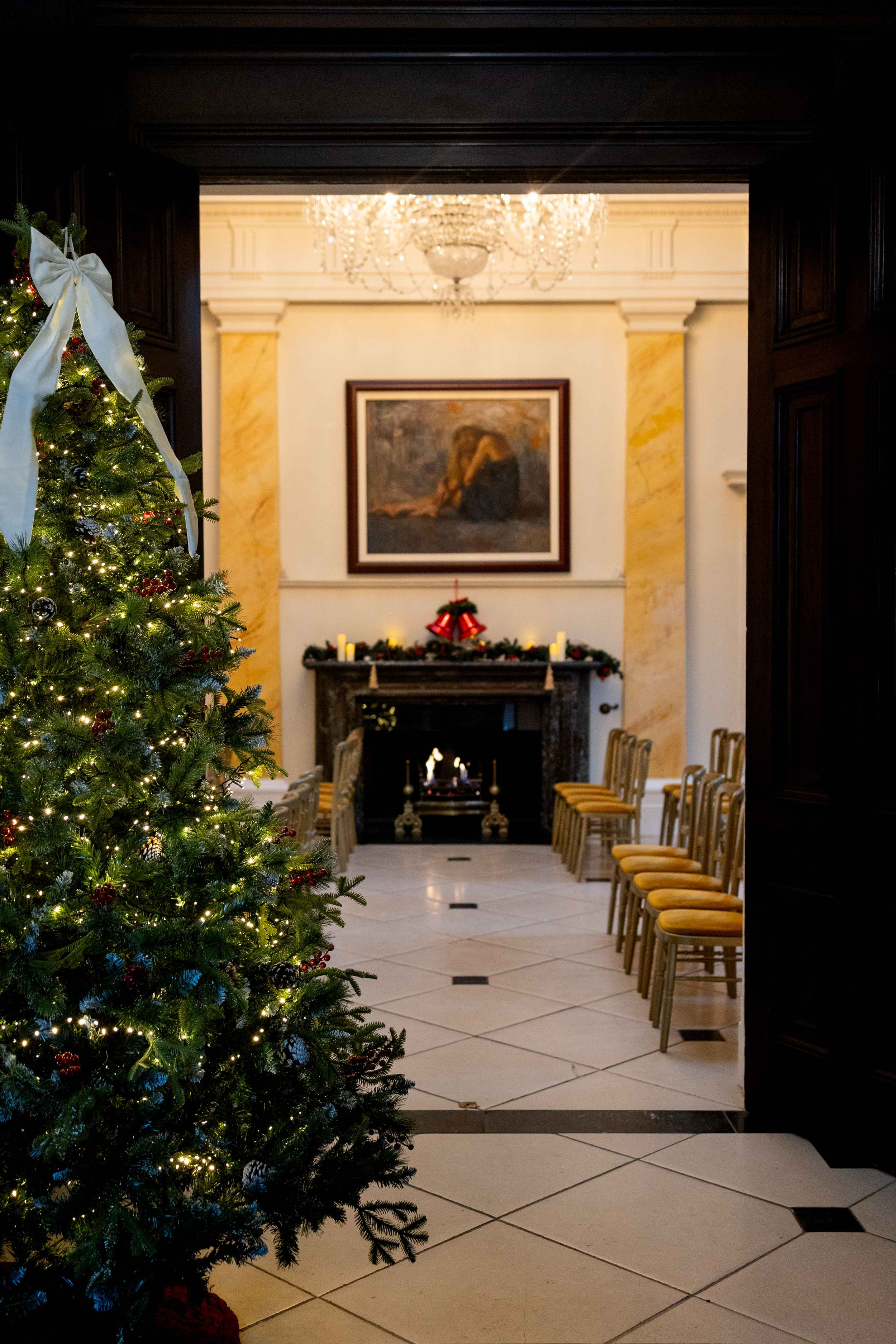 Christmas Weddings at Netley Hall | Shropshire Wedding Photographer