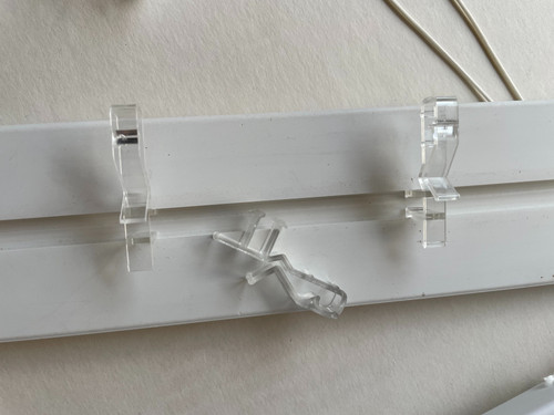 venetian blind valance / pelmet Clips for Wooden and faux wood blinds ...