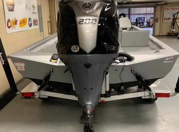 XPRESS H22B YAHAMHA 200 SHO Silver/Black | G&F Sporting Center