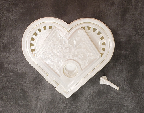 Geared Heart Gift Box | The Gizmo Grotto