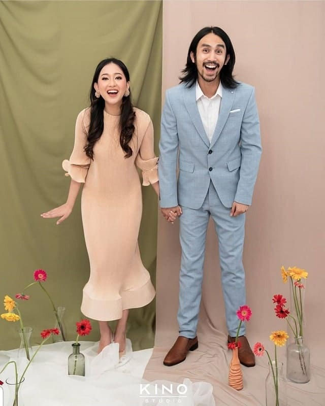 Foto Prewed Studio Simple