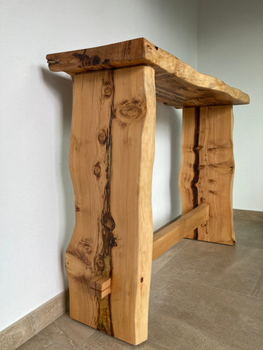Cedar Entryway Console | The Carpentry Club