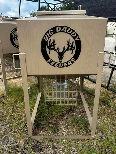 Big Daddy Feeders | H&L Hunting Products