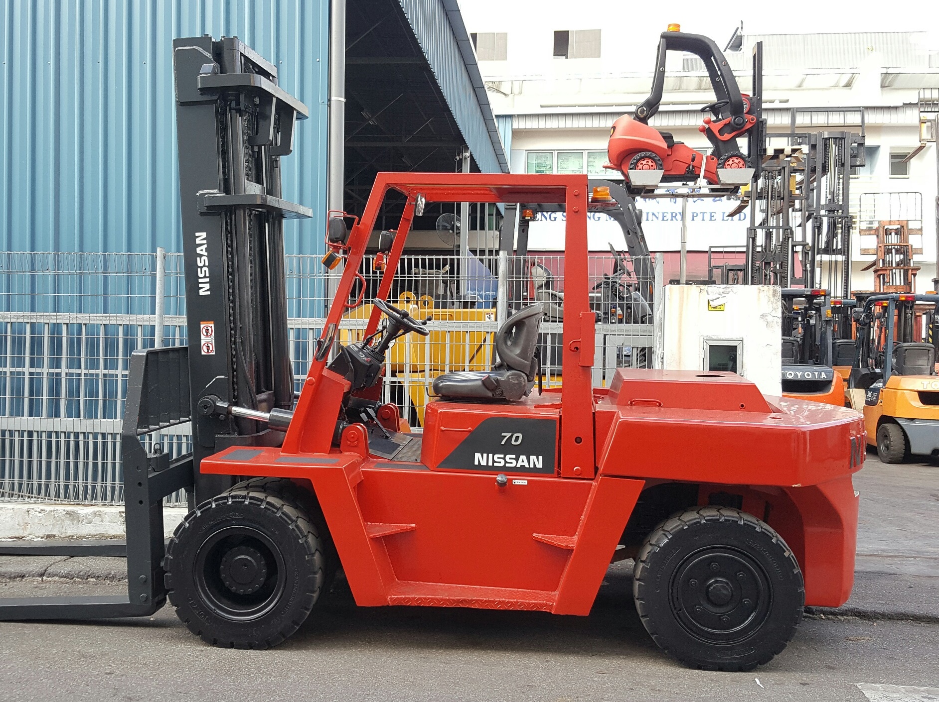7 Ton Forklift for Rent in Singapore I Beng Siang Machinery I