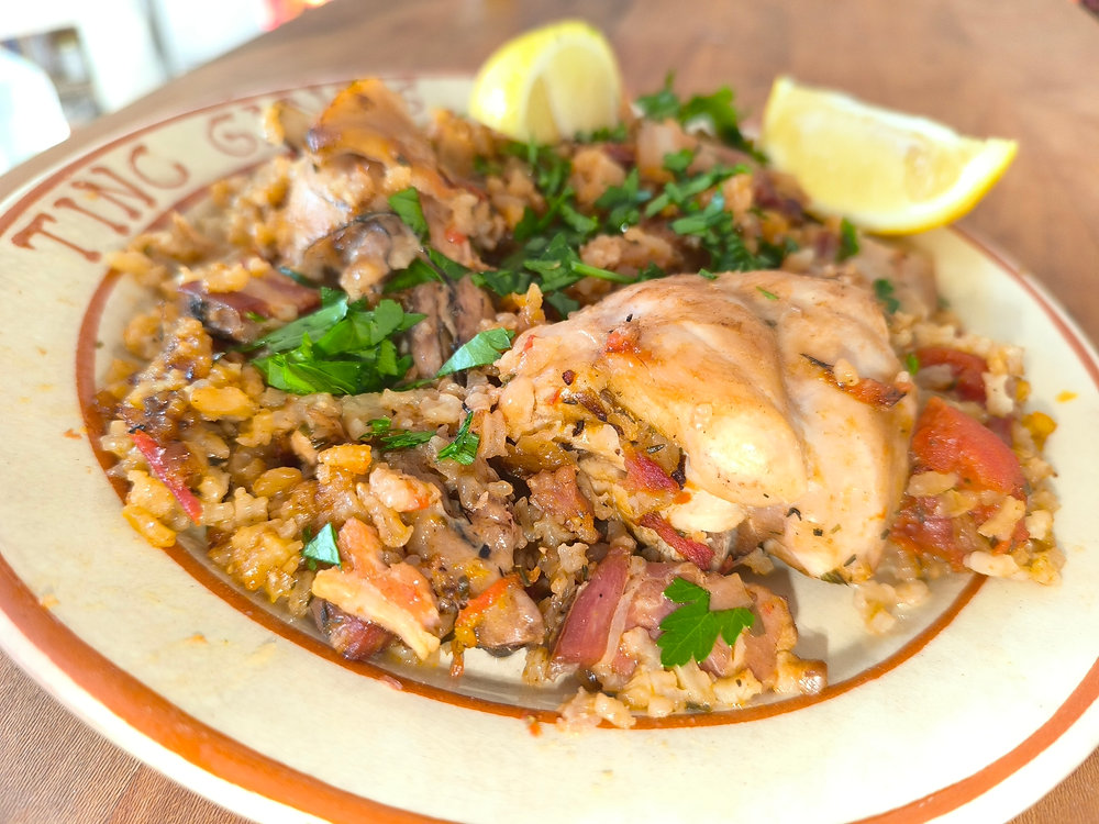 Lapin au riz safranné Aubergines à la catalane de mon enfance
