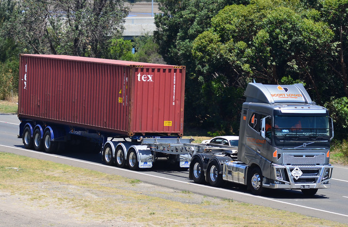 Scott lovatt Container Cartage | Transport sydney | Milperra