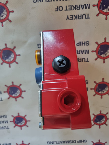 XY2CE1A297 | SCHNEIDER ELECTRIC | LATCHING EMERGENCY STOP ROPE PULL ...