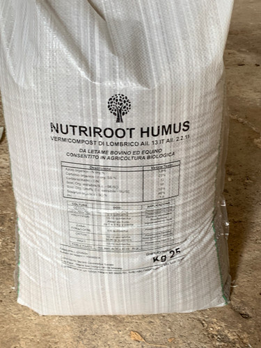 NutriRoot Humus di Lombrico o Vermicompost kg. 25 / 60LT | Camminando Farm