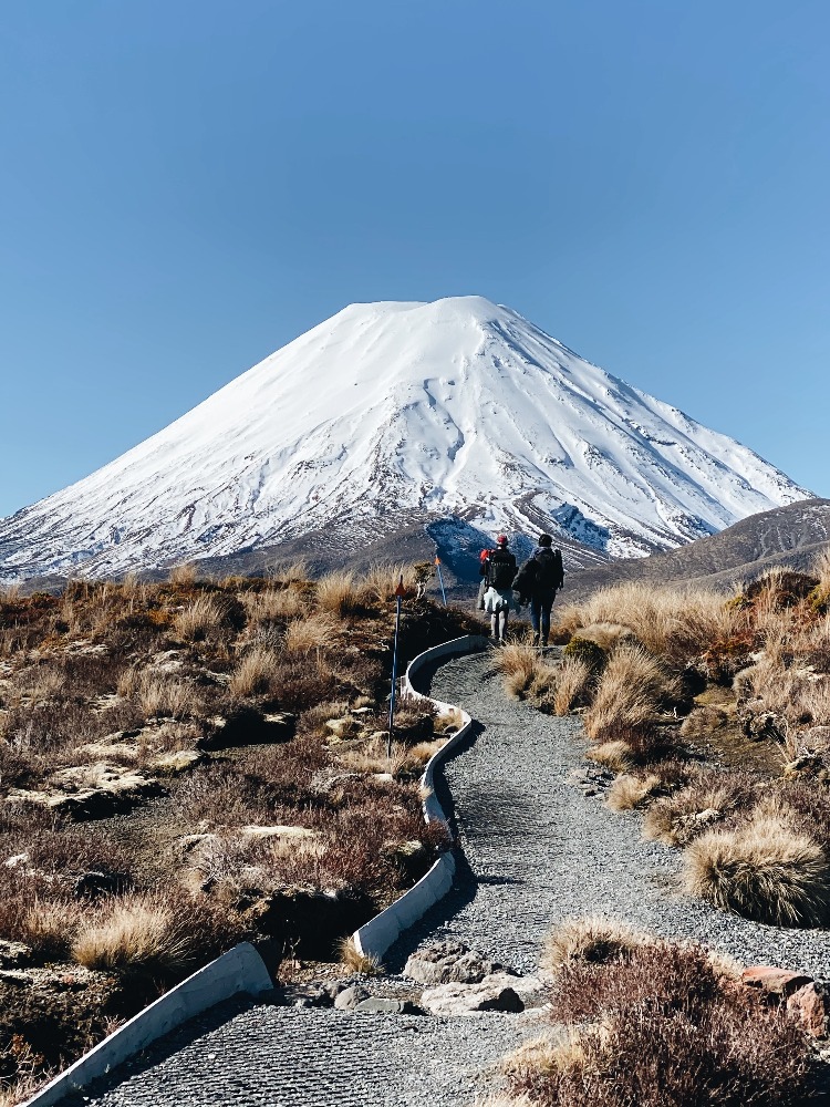 Hiking the Tama Lakes Track Tongariro National Park