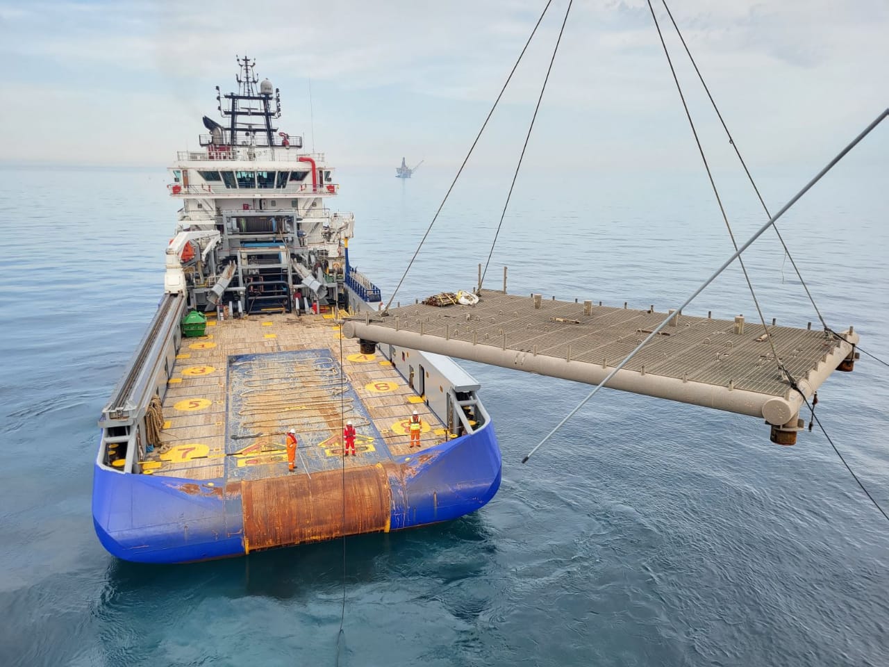 AHTS vessel LANKARAN at ACE Project Operations