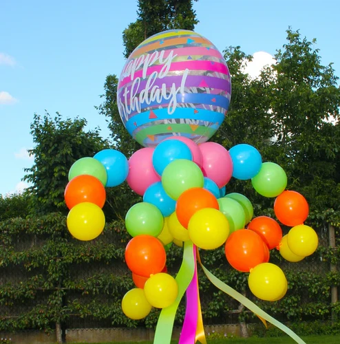 Stunning Balloon Yard Art | Balloon Creations By Carolyn