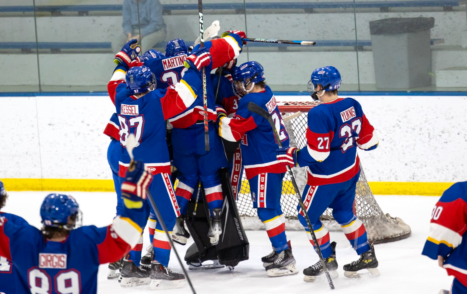 Edge Ice Arena Erupts as Chicago Crush Elite Takes Down Cougars 4-3