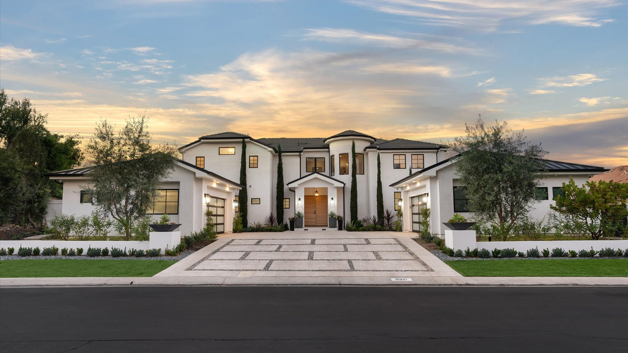 8 Rimani Dr, Mission Viejo, CA 92692