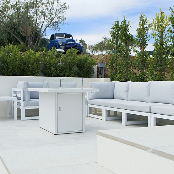 Alex by Poggio Leano Tasting Room & Vineyards | Temecula