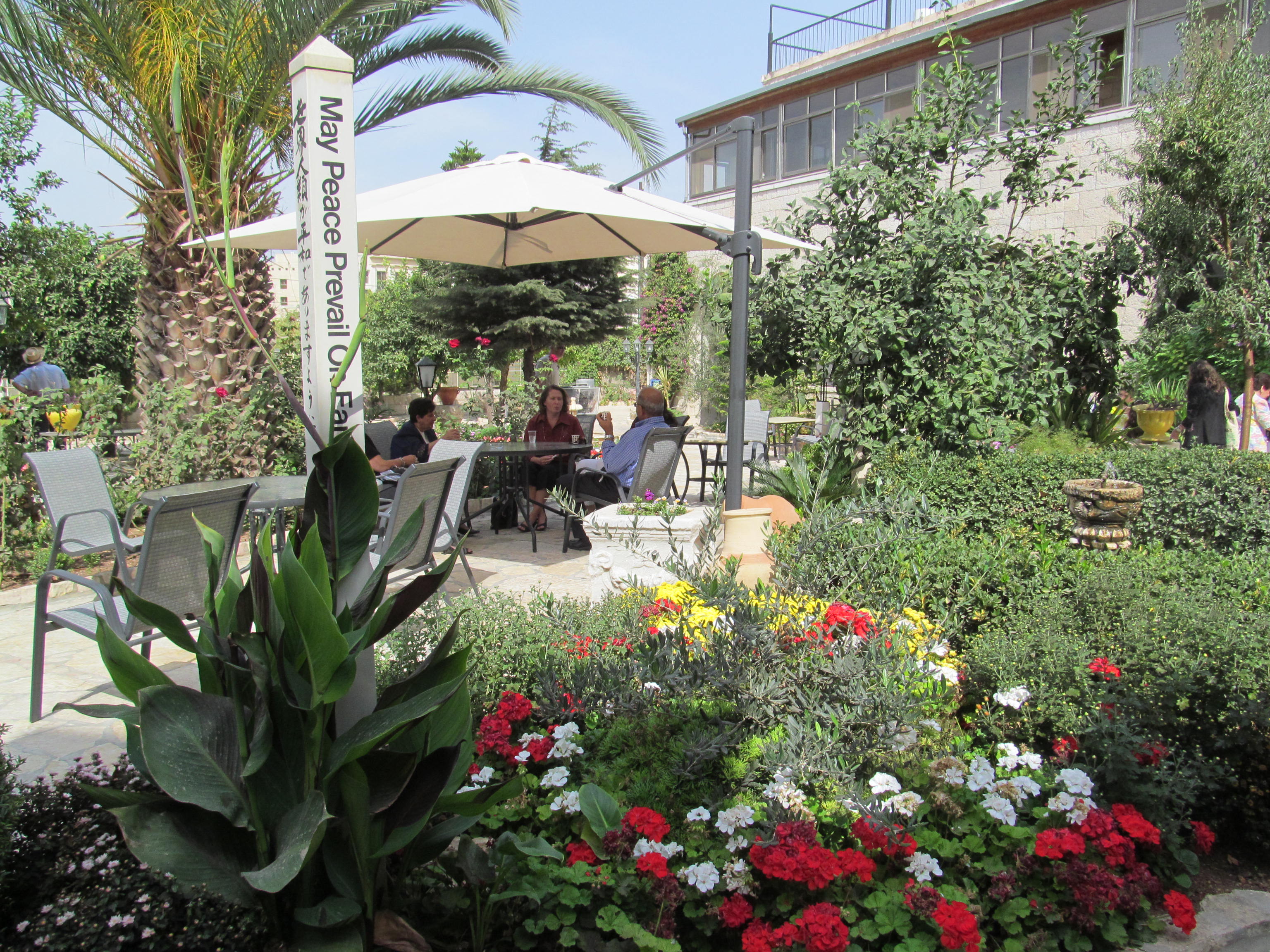 St. Georges Guest House | Qumripilgrimages