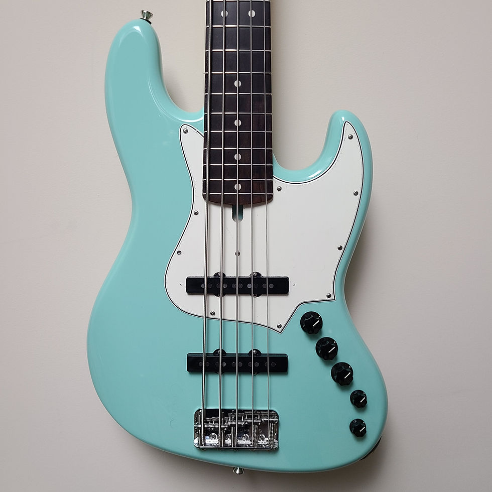 Alleva-Coppolo LG5 Classic - Surf Green - Nitro finish | John Fox Bass