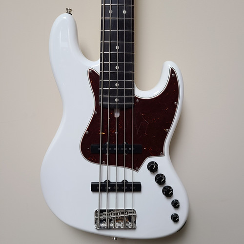 Alleva-Coppolo LG5 Classic - Olympic White - Nitro finish | John Fox Bass
