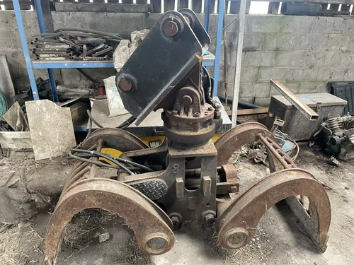 Hydraulic Rotating 13 / 14 Tonne Excavator Selector Grab | Tyson Sales