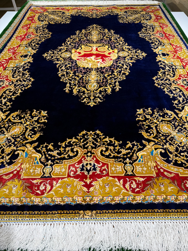 Imperial Midnight Crest | Rug House