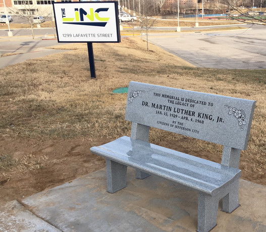 Benches | CapitolMonuments.com