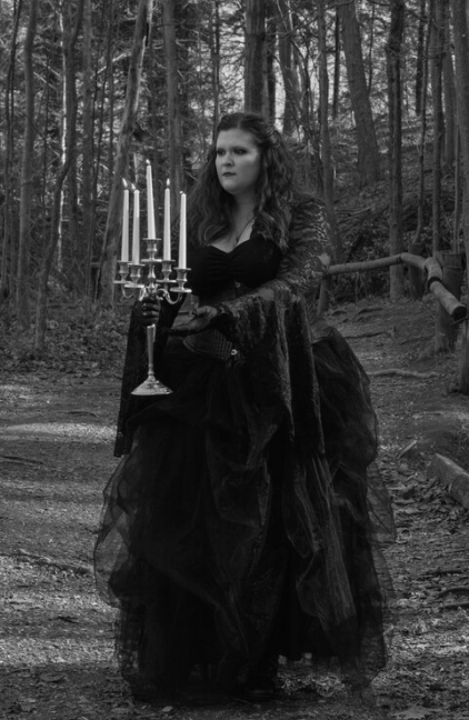 Ravven White | Curious Corvid Publishing