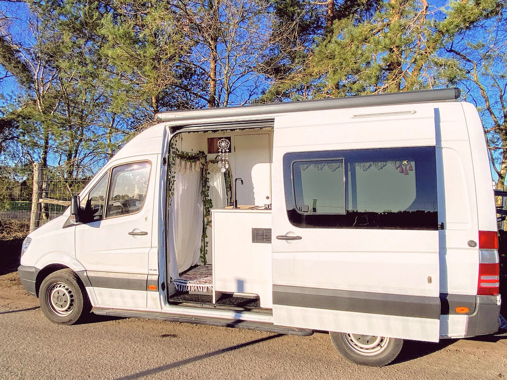 Sadie, a unique off-grid Sprinter van conversion!