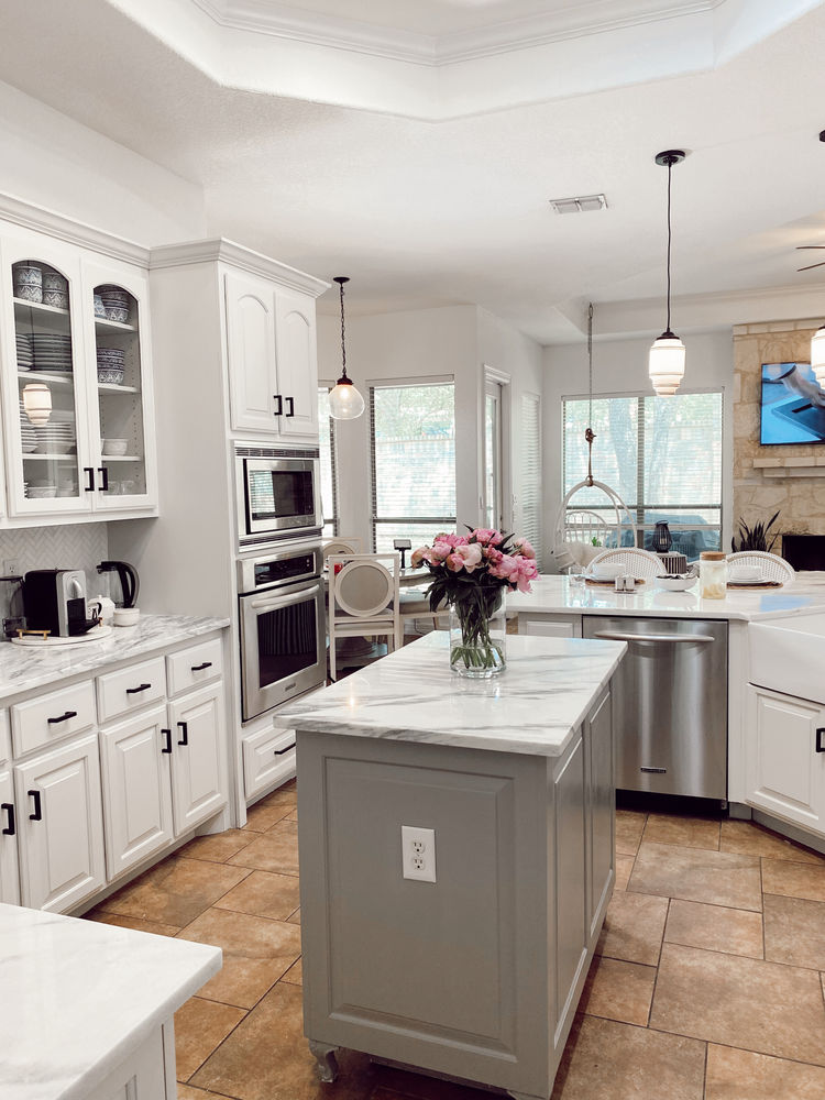 KITCHEN MAKEOVER: REVEAL