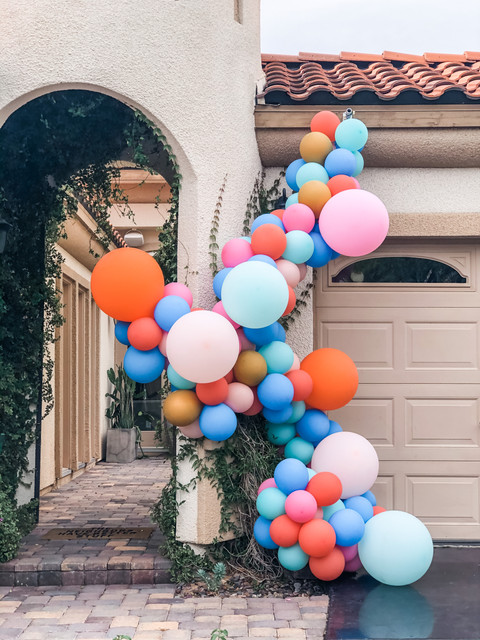 Festoon Balloon Co. | balloon decor