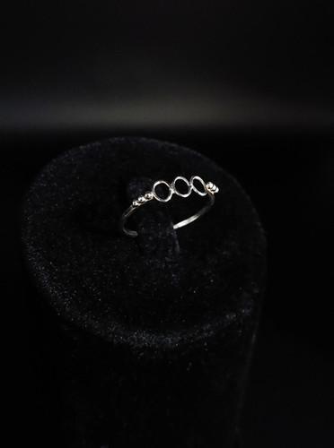 The Triad Ring | Melodious Motifs