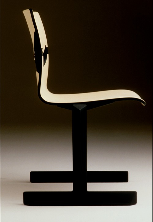 LUMB-R CHAIR