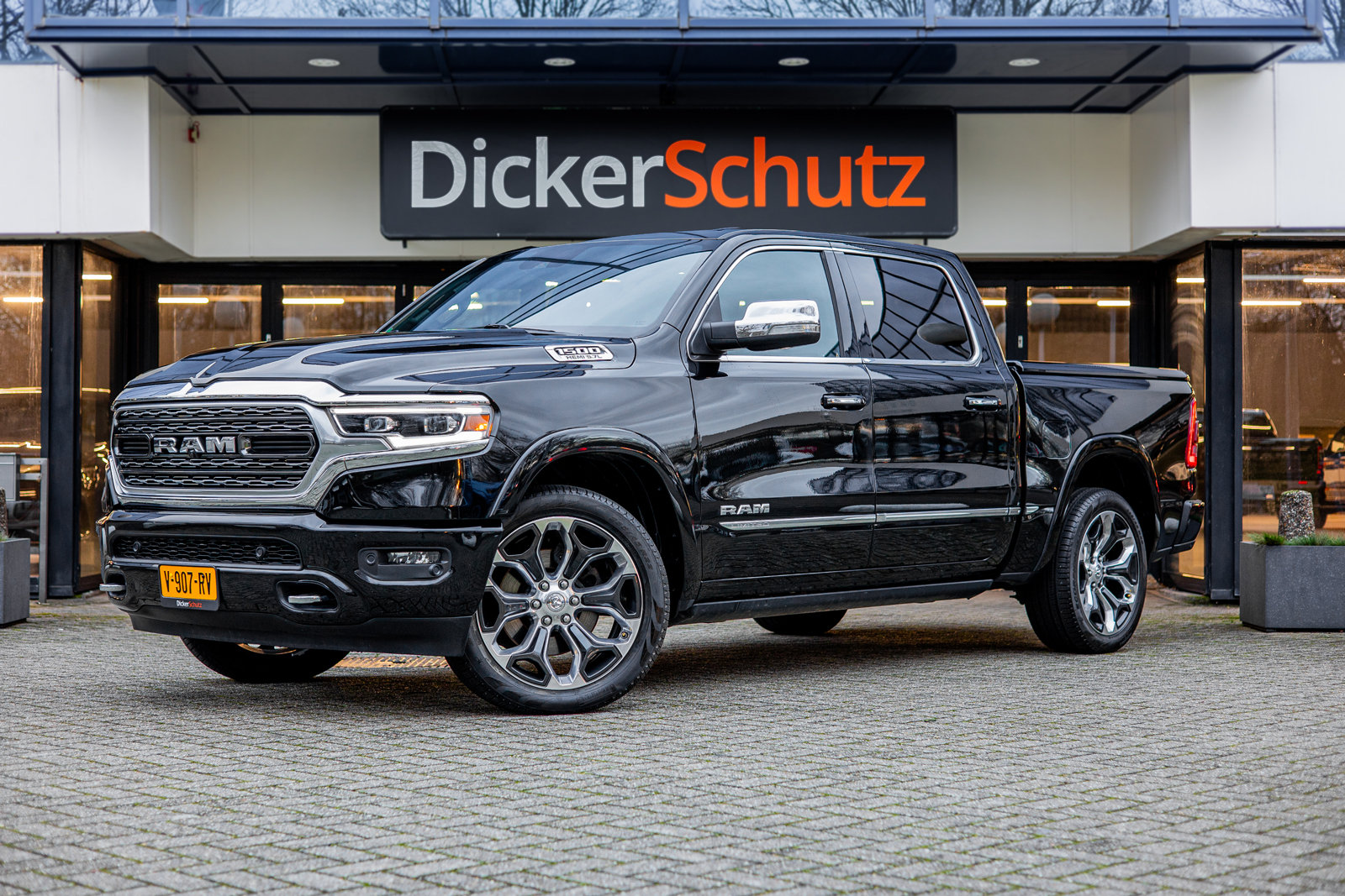 2019-dodge-ram-1500-limited-352