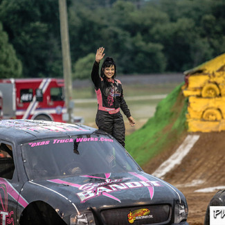 Scarlet Bandit | 2X Monster Trucks