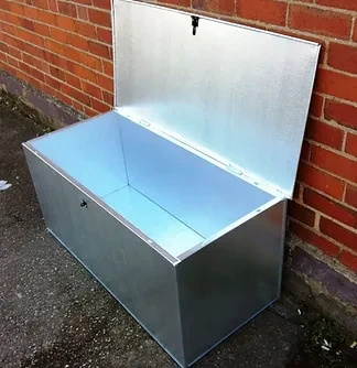 Low galvanised feed bin, horse rug blanket box | ASA Metal Products