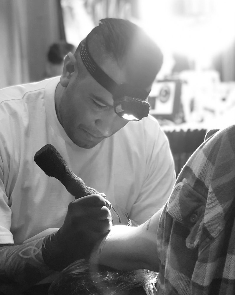 RAY ANGULO - Christian Tattoo Artist