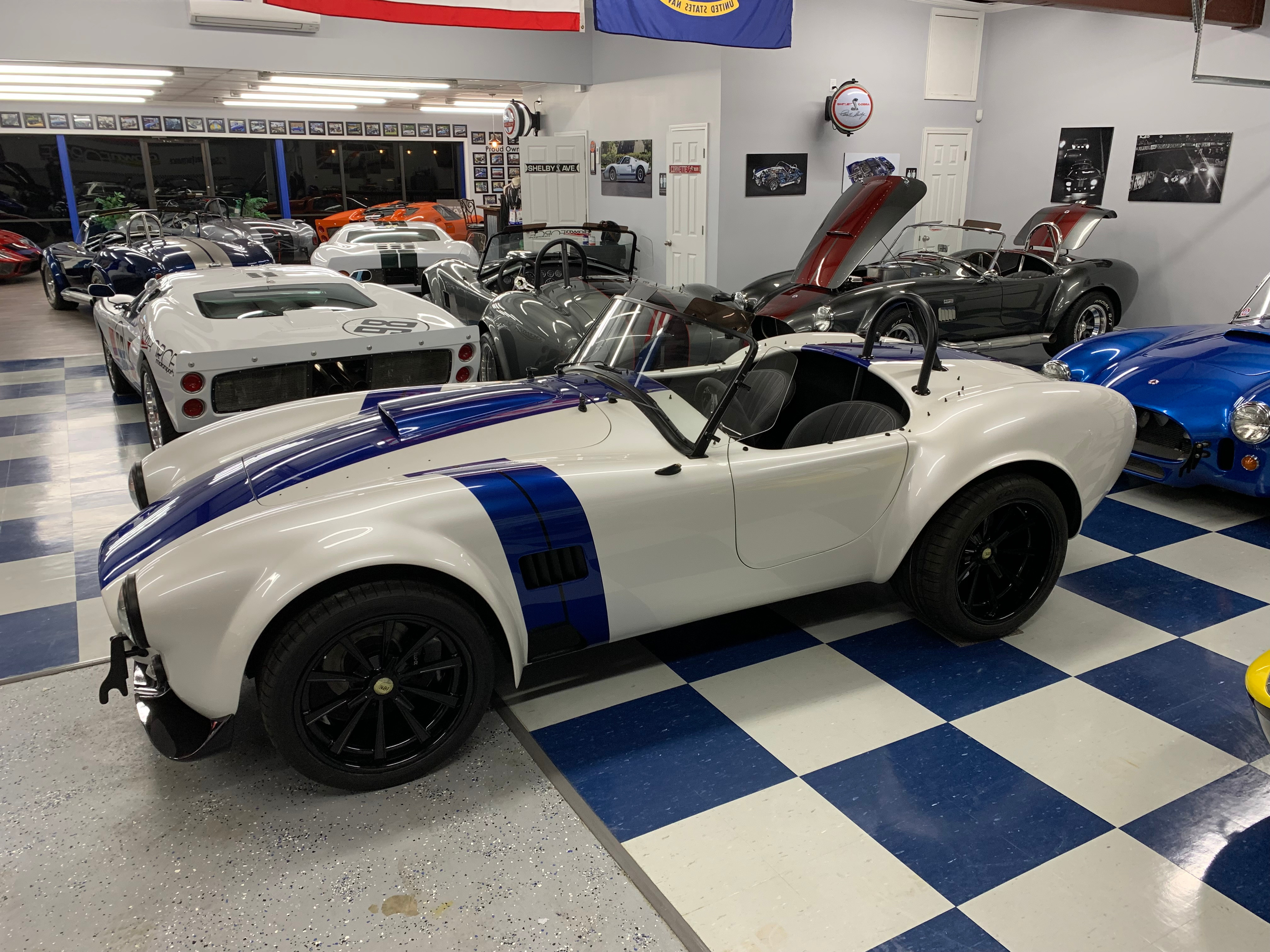 SOLD Superformance 1965 Cobra 427 S/C Mk3 165