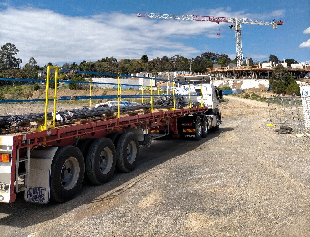 Safetrans using our Prime Mover on a Construction Site Delivery