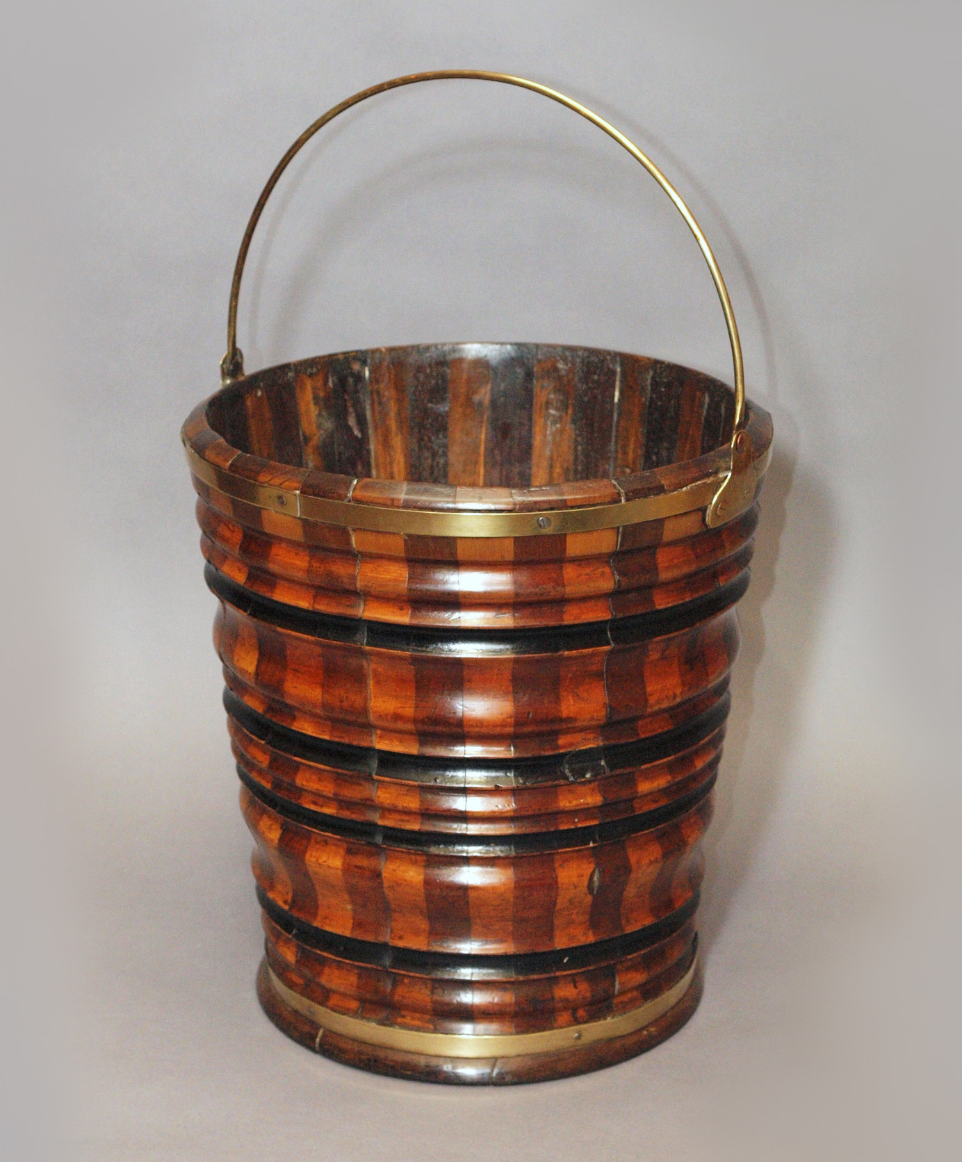 rare-antique-18th-century-peat-bucket