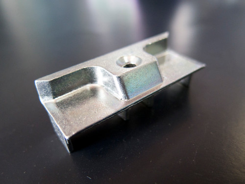 False Mullion Locking Plate/ตัวรับล็อคติดบังใบ | vilann