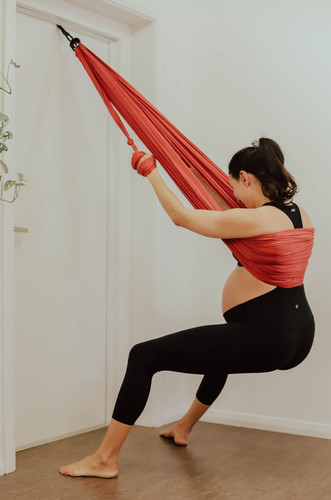 Upright birth positioning sling | GentleBirth