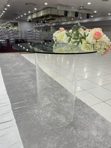 Clear Cake table 90cm hire | Jaydas Events