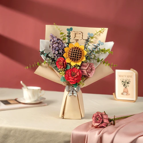 Rowood: Wooden Flower Bouquet | Akiba House