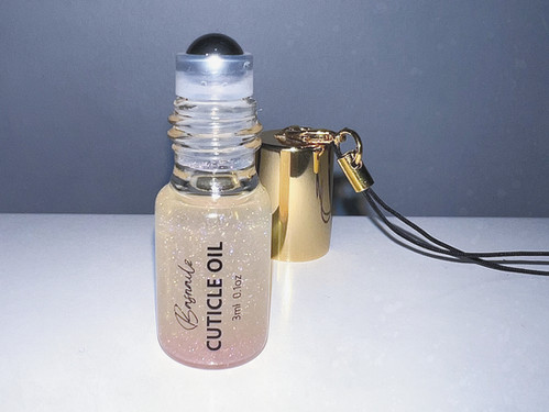 ROLL ON CUTICLE OIL KEYCHAIN -SUMMER | BASNAILZ