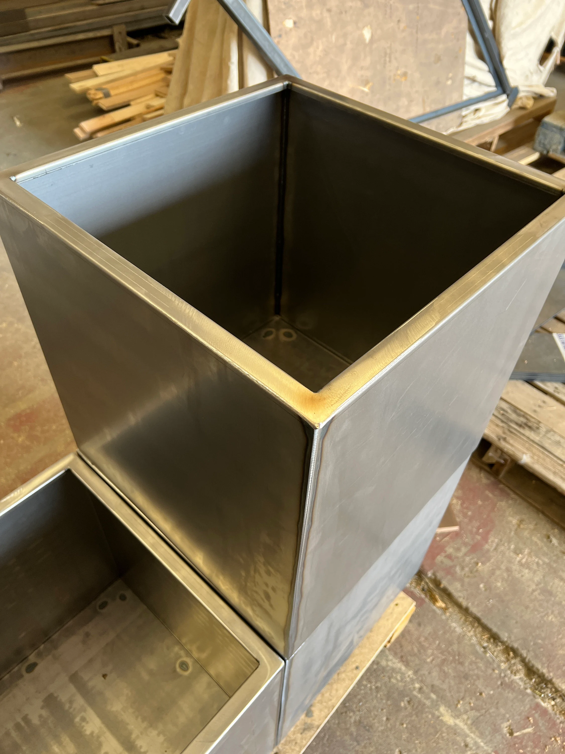 Cube Planter | S & L Engineering