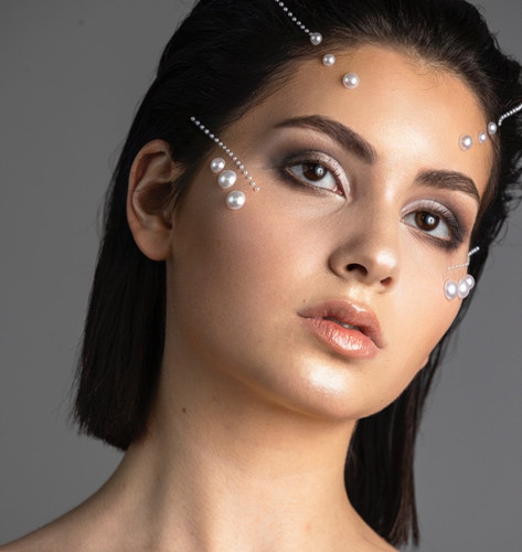 Elite Teen Model Development 13-17yr | metro agency